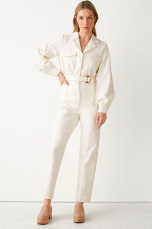 Red Carpet Celebrity Style and Fashion Trends Coverage