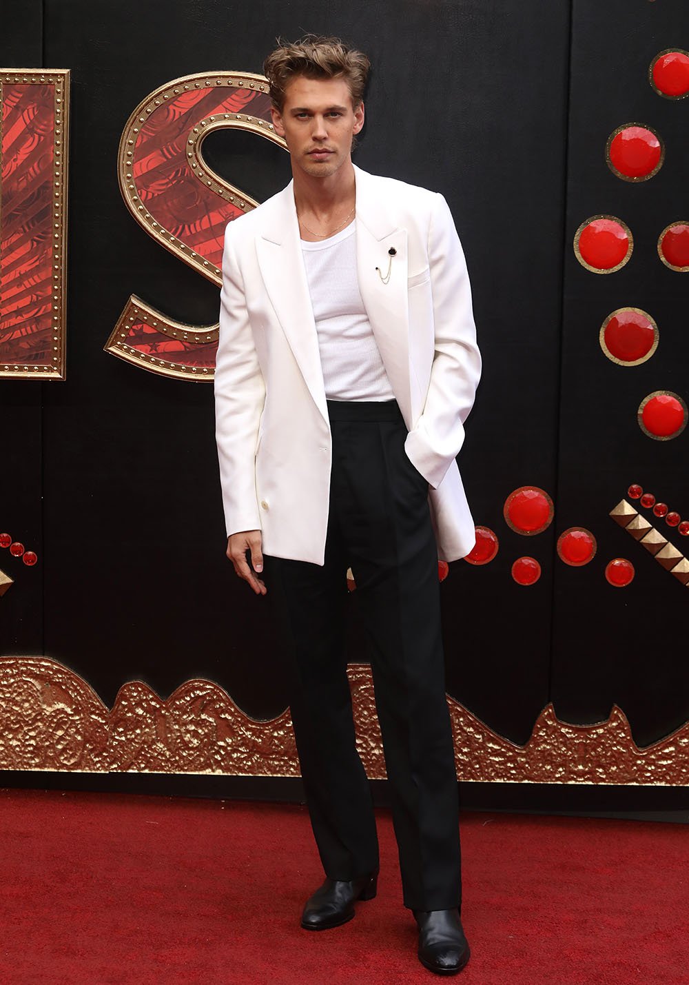 Austin Butler Wore Alexander McQueen To The 'Elvis' London Premiere