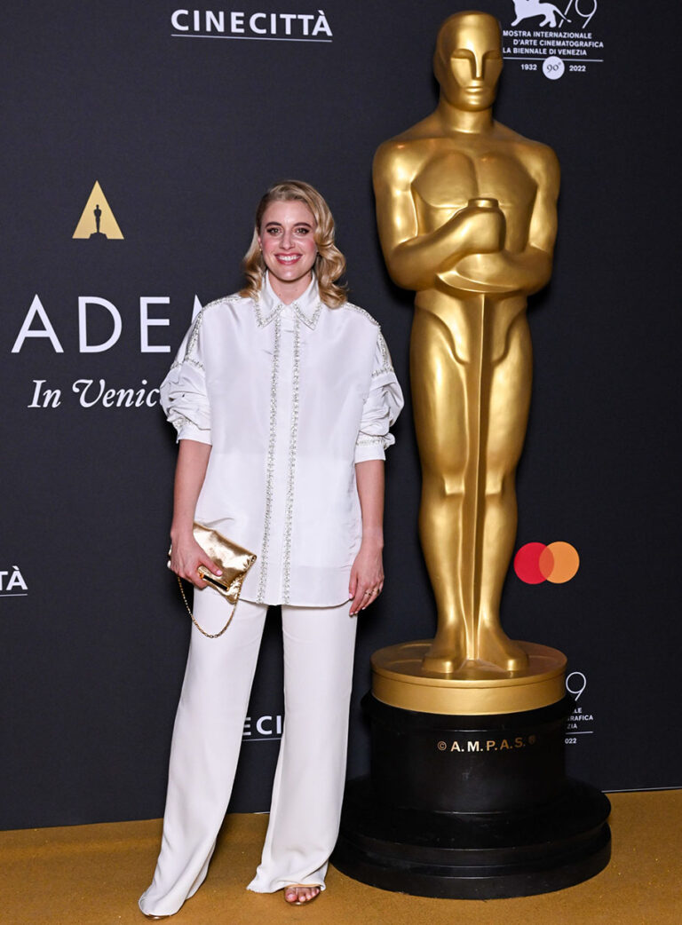 Greta Gerwig - Red Carpet Fashion Awards