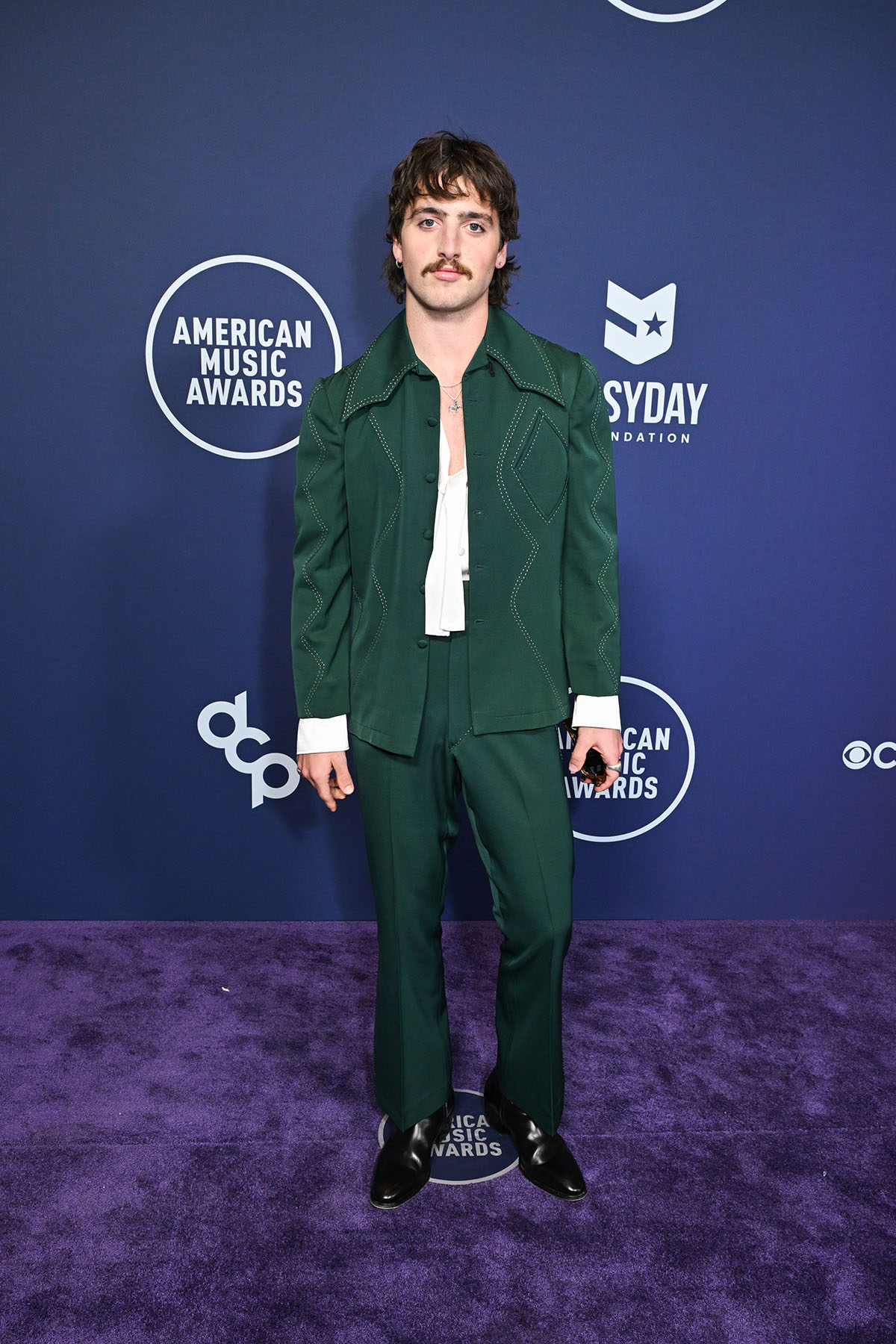 2025 AMAs Red Carpet: The Wildest, Boldest, & Most Unexpected Looks