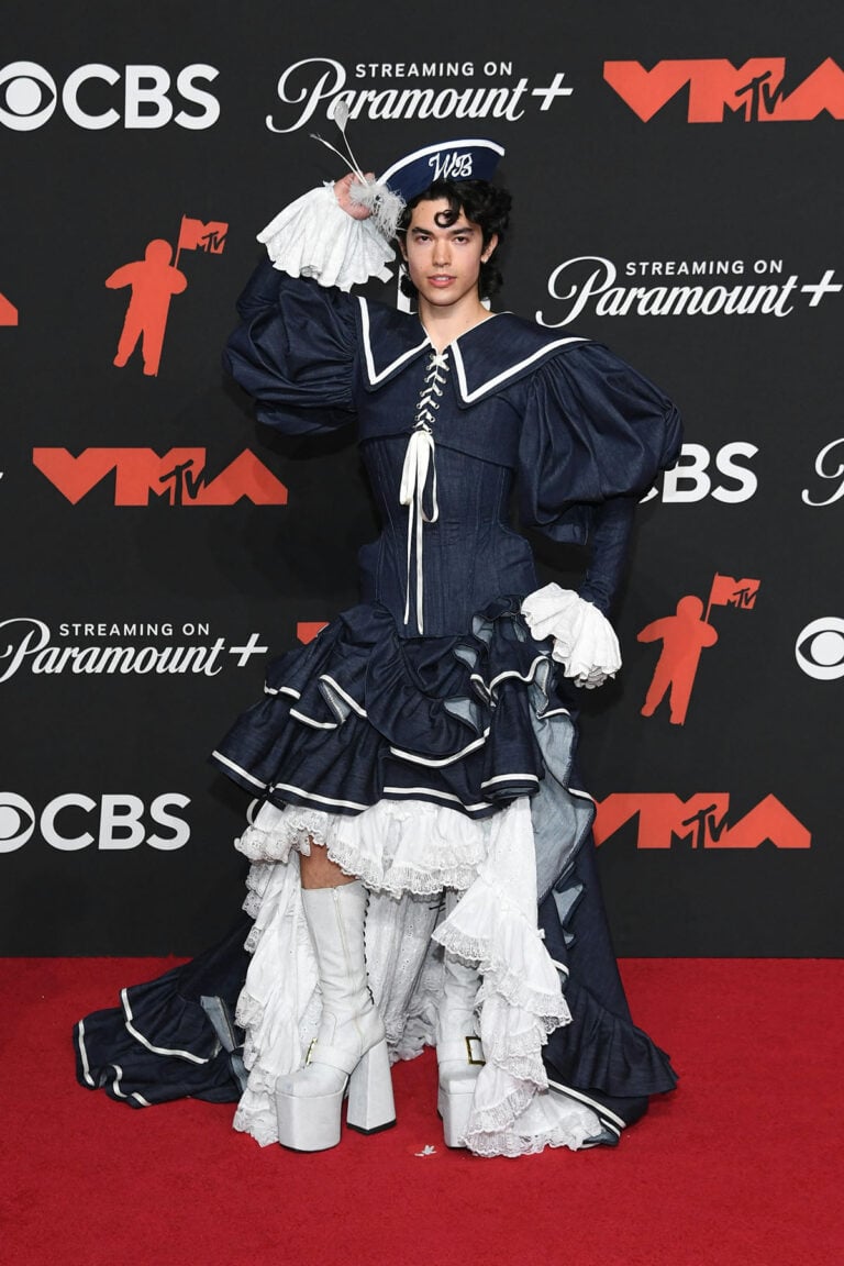 Conan Gray’s Erik Charlotte Look Makes Waves at the VMAs