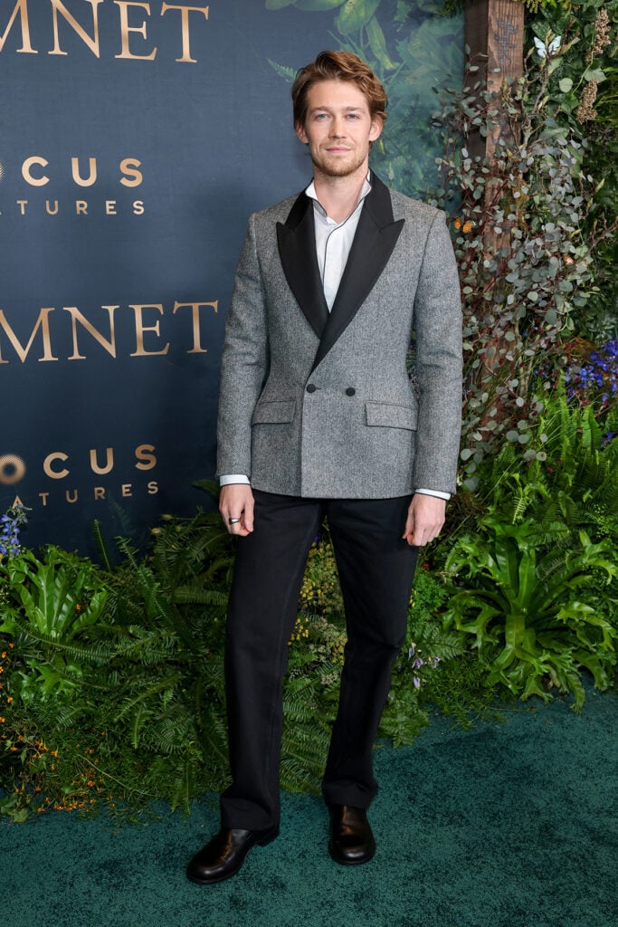Menswear End Of The Week Red Carpet Roundup - Red Carpet Fashion Awards