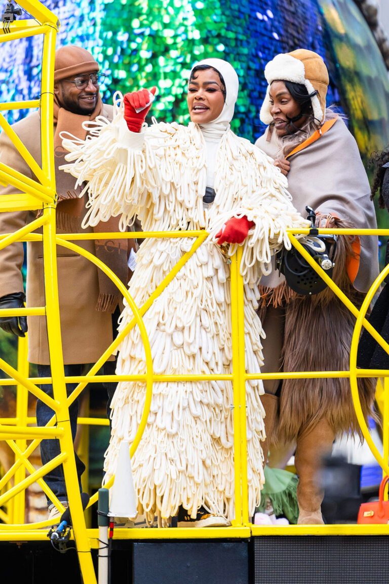 Teyana Taylor in Moncler x Jil Sander at Thanksgiving Parade - Red ...