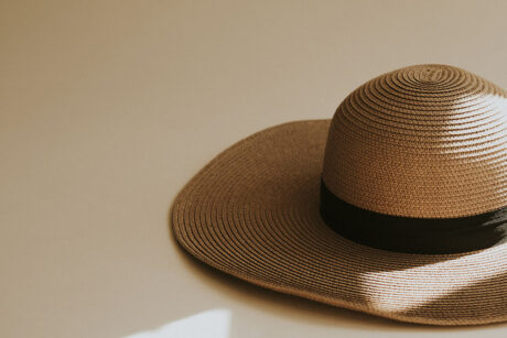 8 Statement Wide Brim Hat Brands Dominating Fashion Right Now - Red ...